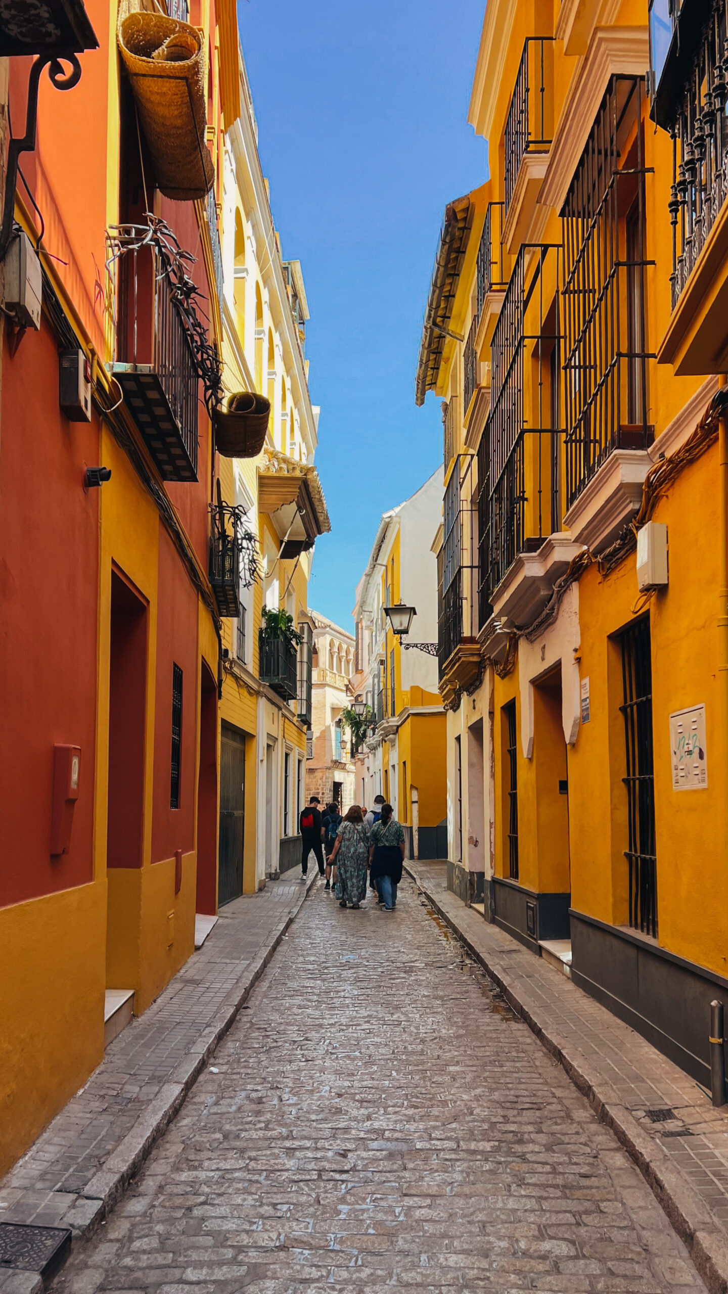 Travel guide: a perfect weekend itinerary in Seville • Dancing the earth